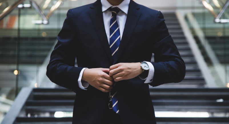 The Three Lessons of Joe Flom (Outliers) - Shortform Books