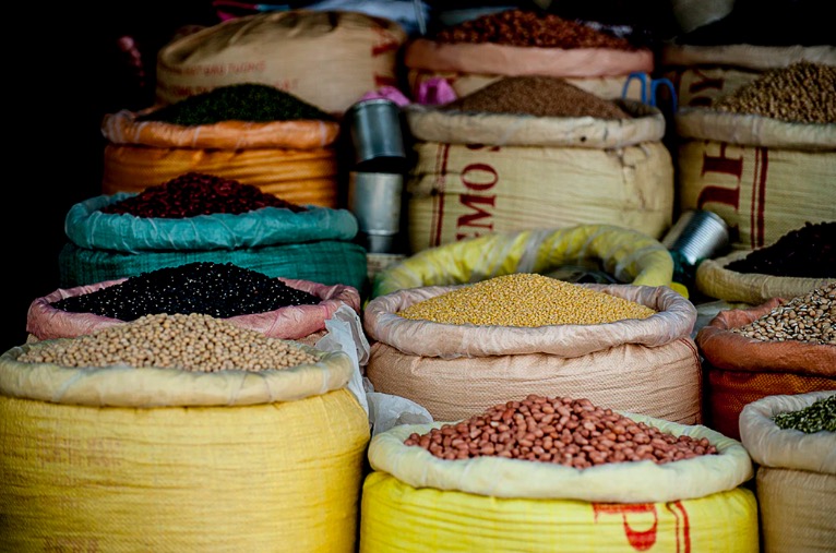 What Is the Barter System? How It Worked for Our Ancestors | Shortform ...