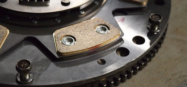 Flywheel and Doom Loop: Why Businesses Take Off or Fail - Shortform Books