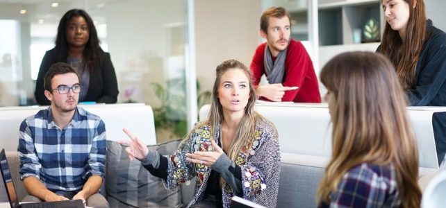 Relationship-Building Leadership: Making a Cohesive Team - Shortform Books