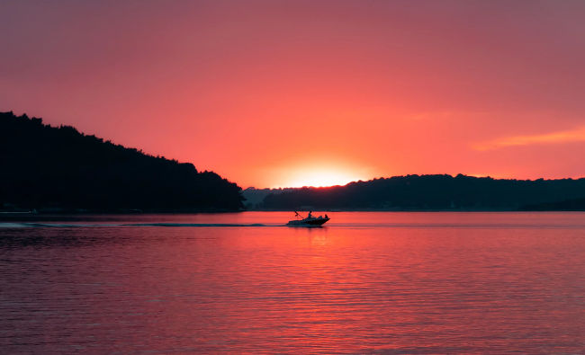 What Is a Red Ocean Strategy? | Shortform Books