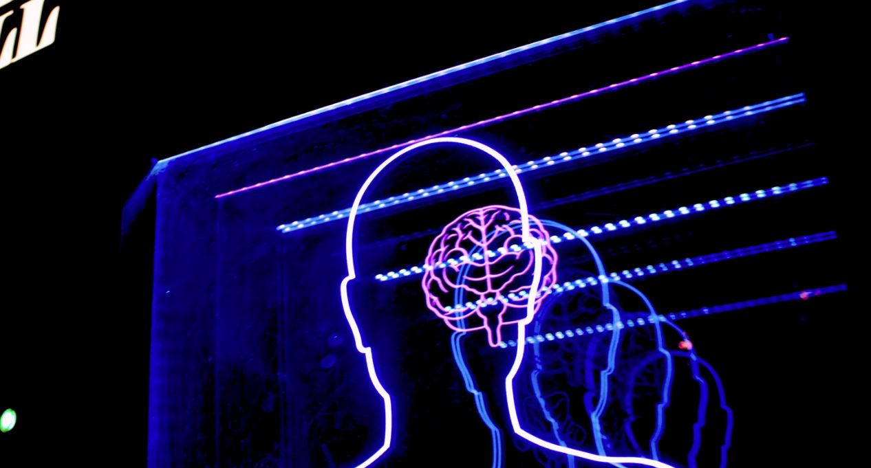 Maxwell Maltz: What Is Psycho-Cybernetics? | Shortform Books