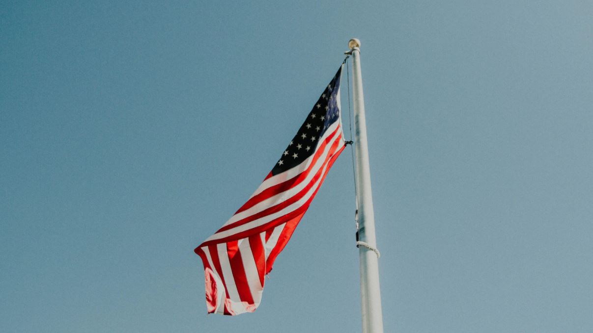 Federal Overreach: Keeping the Government in Check | Shortform Books