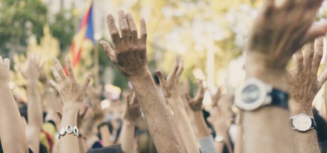 Understanding Communism: Basic Principles and Ideas - Shortform Books