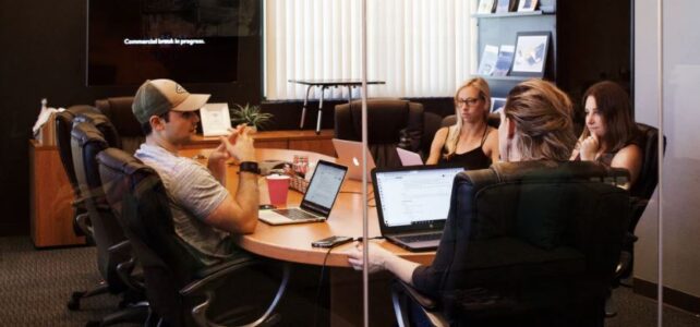 The 4 Different Types of Meetings in a Company - Shortform Books