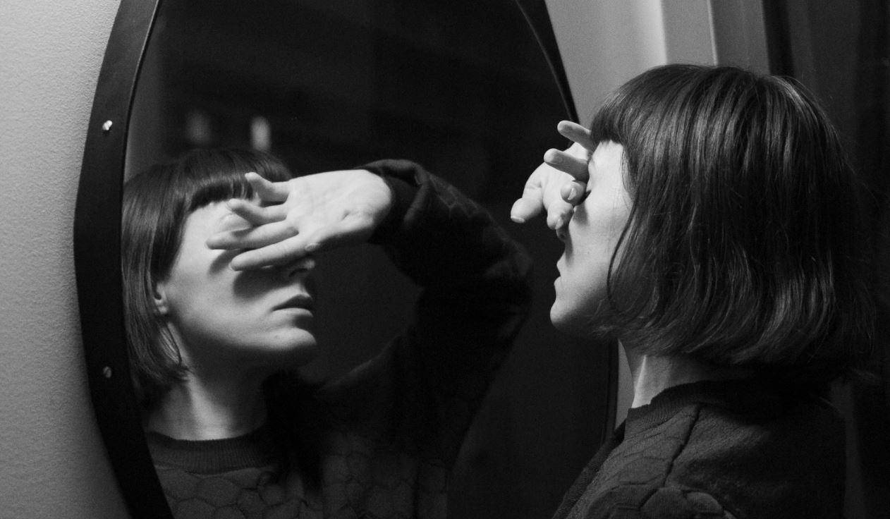 Changing How You See Yourself Will Set You Free | Shortform Books