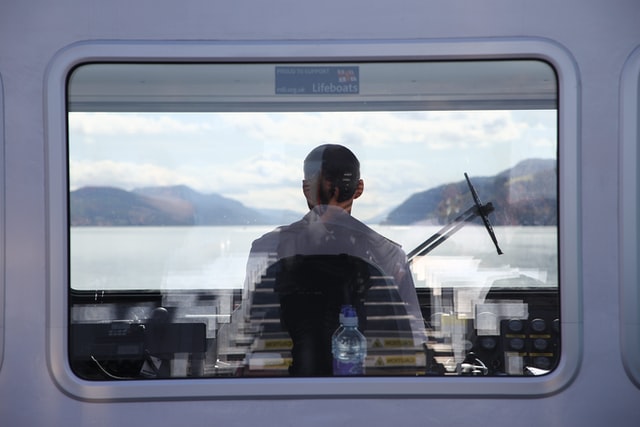 The Law of Navigation: The Leader Charts the Course | Shortform Books