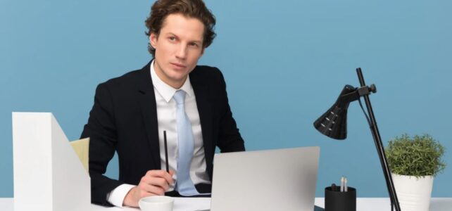 What Is a Good Manager? Top Traits & Goals - Shortform Books