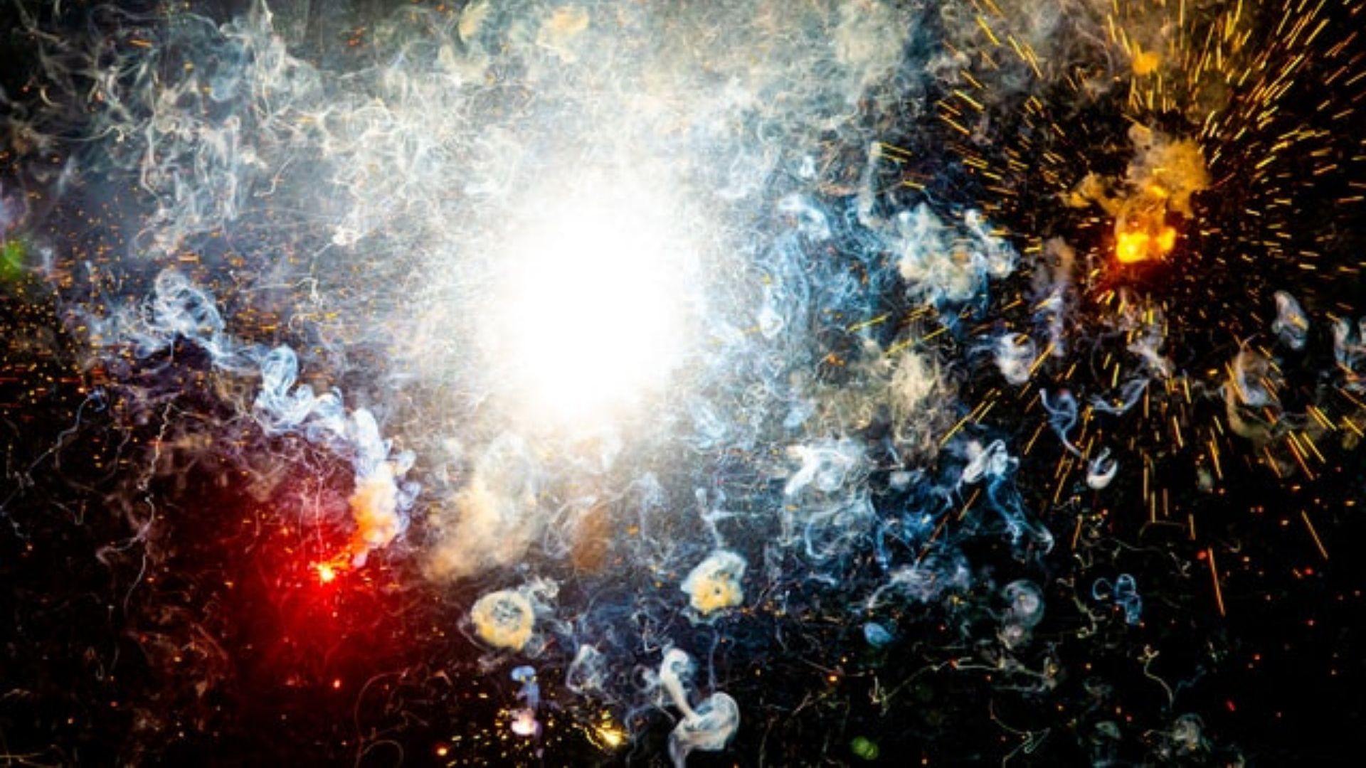 The Hot Big Bang Theory: Everything It Overlooks | Shortform Books