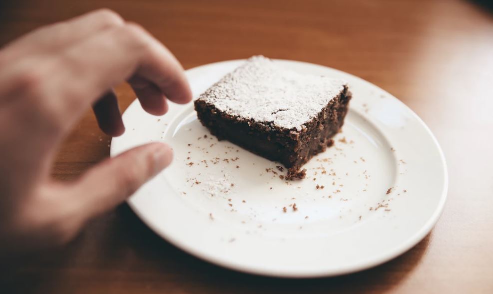 Instant Gratification: The Psychology of Self-Sabotage | Shortform Books