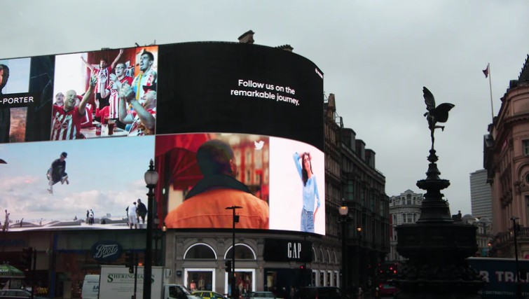 Breakthrough Advertising by Eugene Schwartz: Overview | Shortform Books