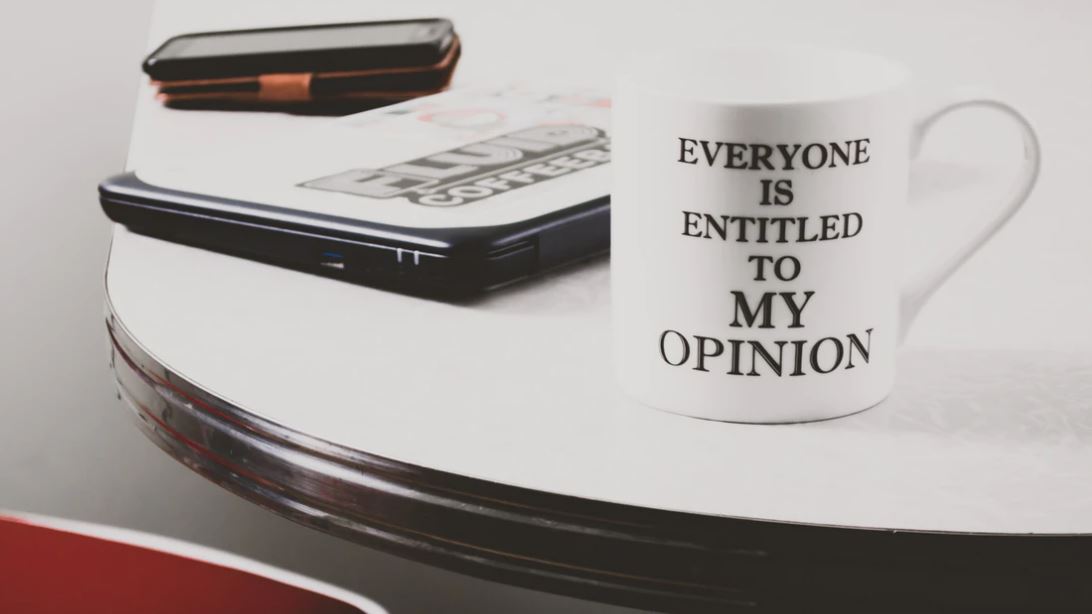 Stop Giving Unsolicited Opinions to Your Colleagues | Shortform Books