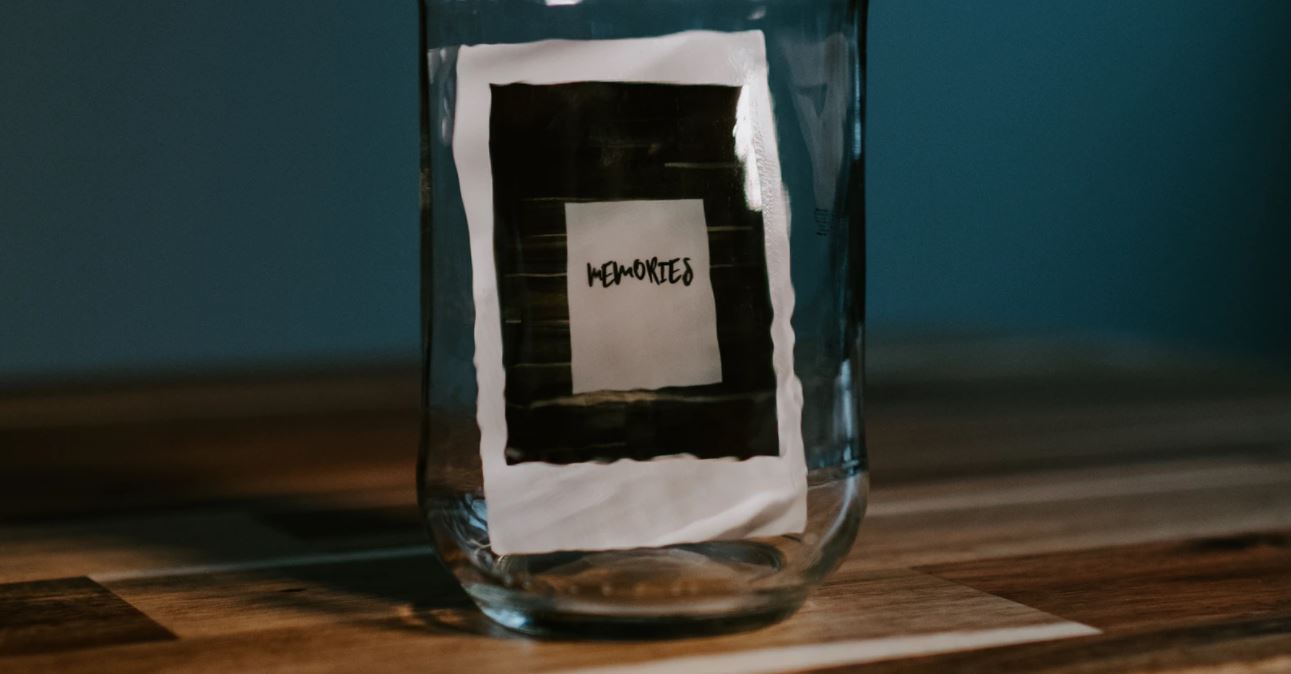 The Psychology of Memory: Errors and Fallacies | Shortform Books