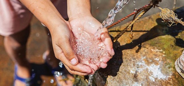 Why the Bottom-Up Aid Model Is the Most Successful - Shortform Books