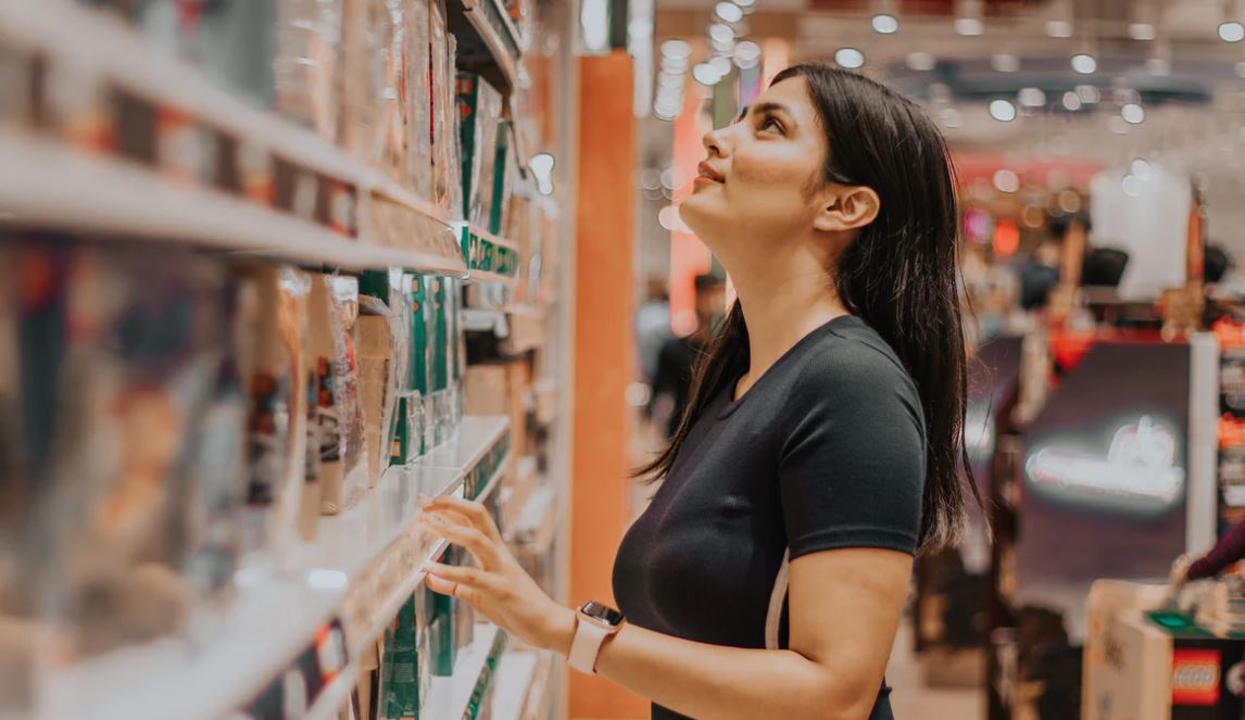 The 3 Categories of Shopping Choices—Explained | Shortform Books