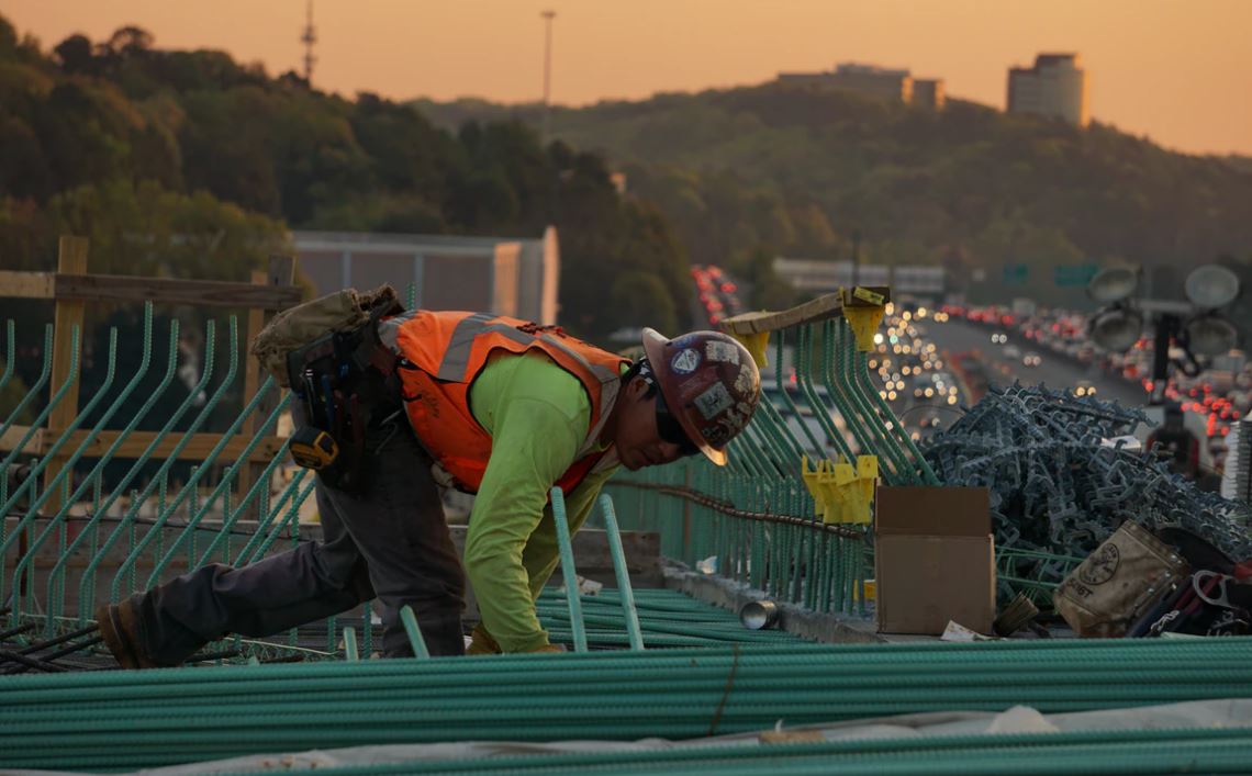 The Federal Job Guarantee: Pros, Cons, and History | Shortform Books