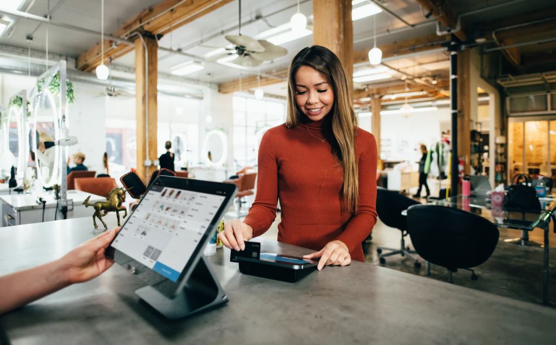 5 Consumer Behavior Examples to Learn From | Shortform Books