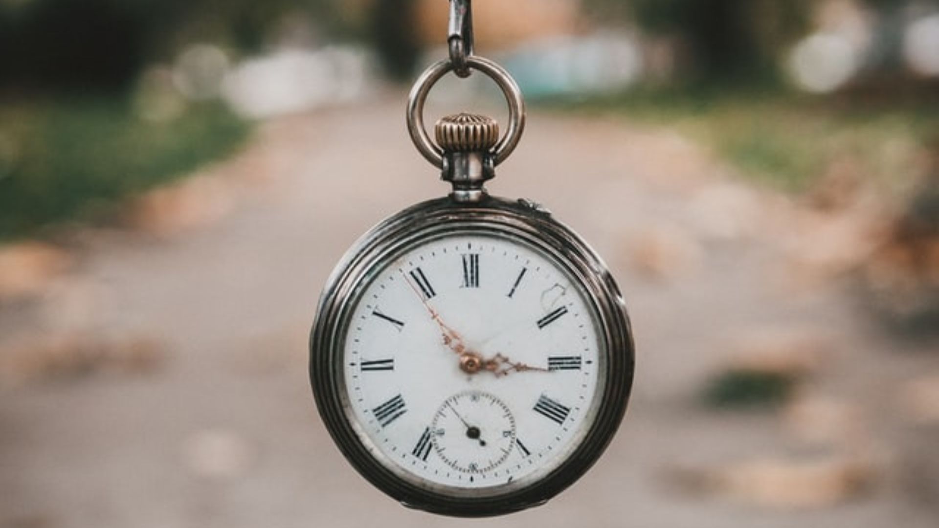 Best Time Management Books, Blogs, & Podcasts | Shortform Books