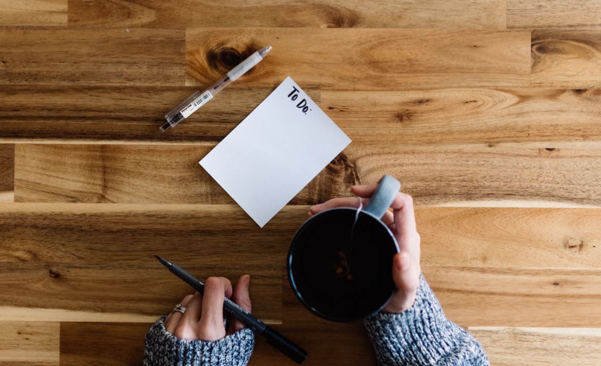 How to Prioritize Tasks in the Workplace | Shortform Books