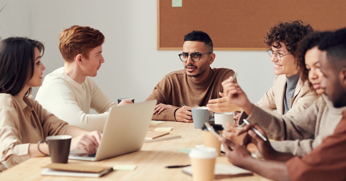 The Ultimate Guide to Effective Feedback in the Workplace | Shortform Books