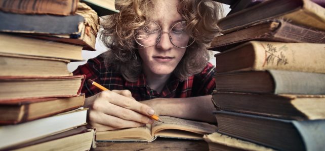 Six Thinking Hats: Exercises to Help You Put Your Thinking Caps On ...