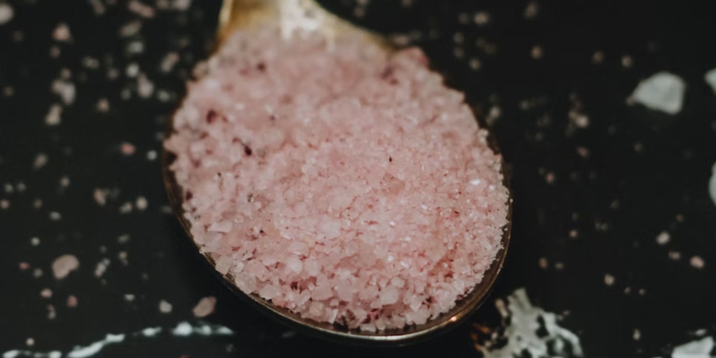 The Two Uses of Salt in the Culinary World | Shortform Books