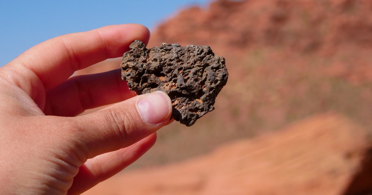 Geology Basics: A Practical Primer From Bill Bryson | Shortform Books