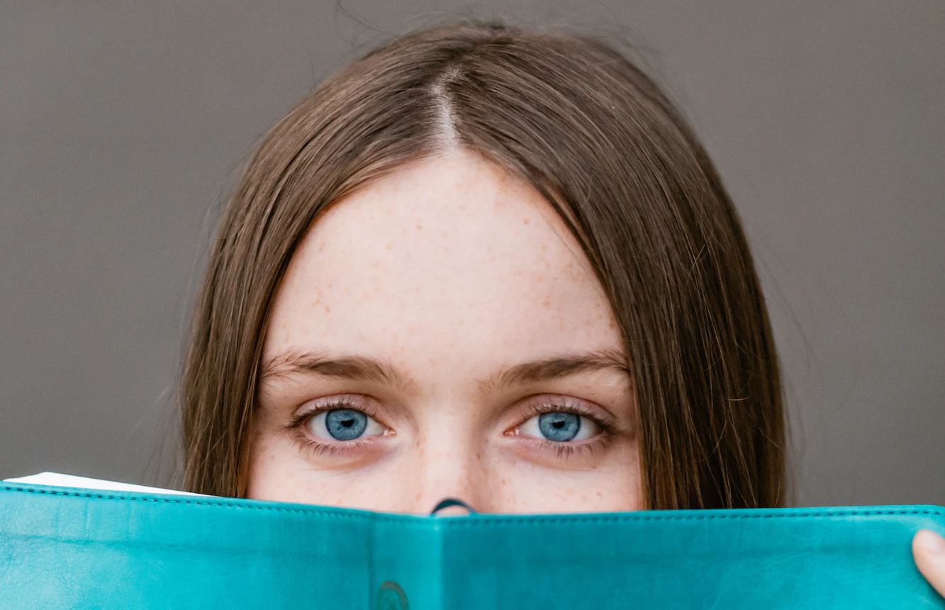 How to Improve Your Peripheral Vision for Speed-Reading & More ...